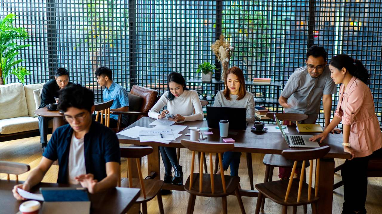 Ruang Kantor Bersama (Co-Working Space):Gaya Kerja Masa Kini ...
